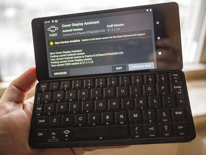 Cosmo Communicator Review: the dual boot pocket PC phone