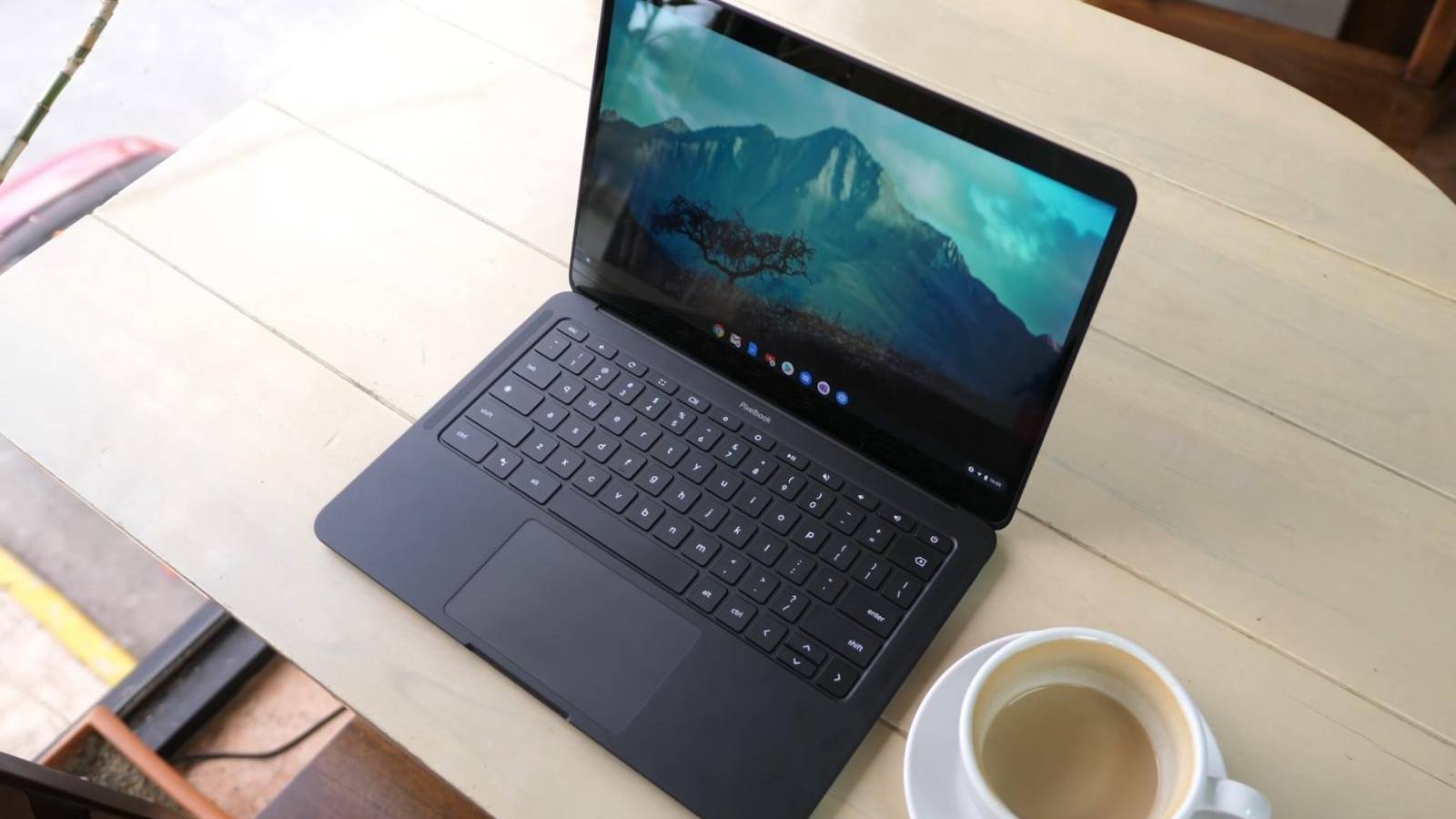 Google’s Pixelbook Go, gaming monitors and more are on sale