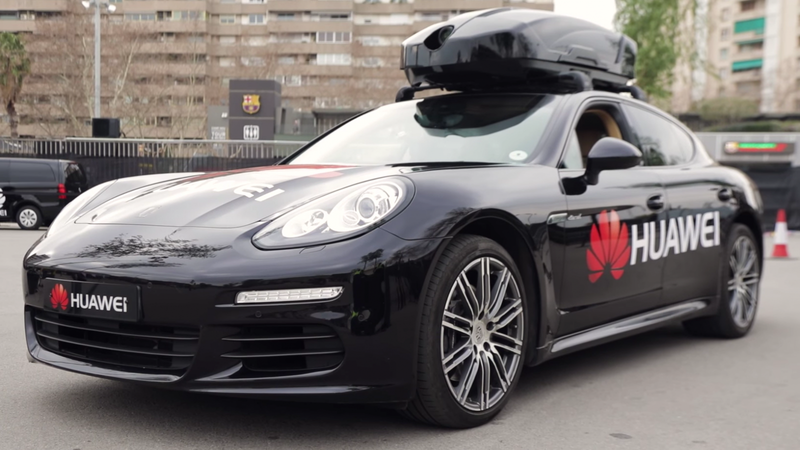 HUAWEI is reportedly planning to launch electric cars as early as 2021