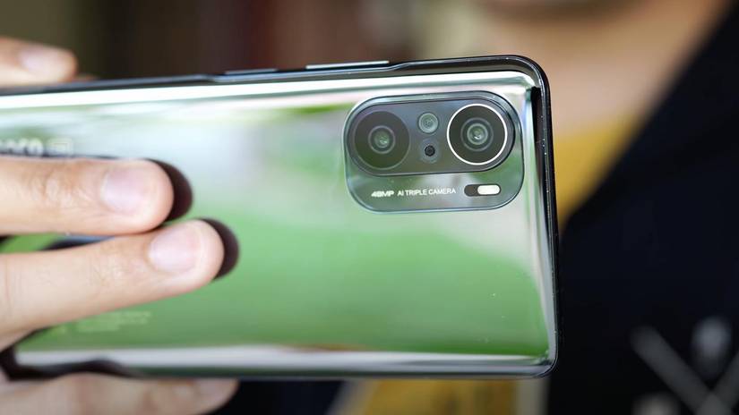 POCO F3 review: the BEST bang for buck? (video)