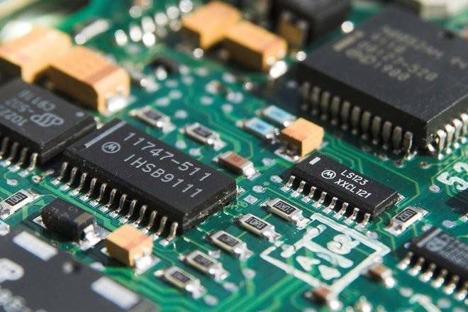 Chip Nanometer Technology explained, and why the smaller the better