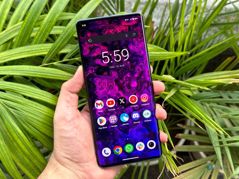 vivo V29 Review: Solid display and camera in a sleek package